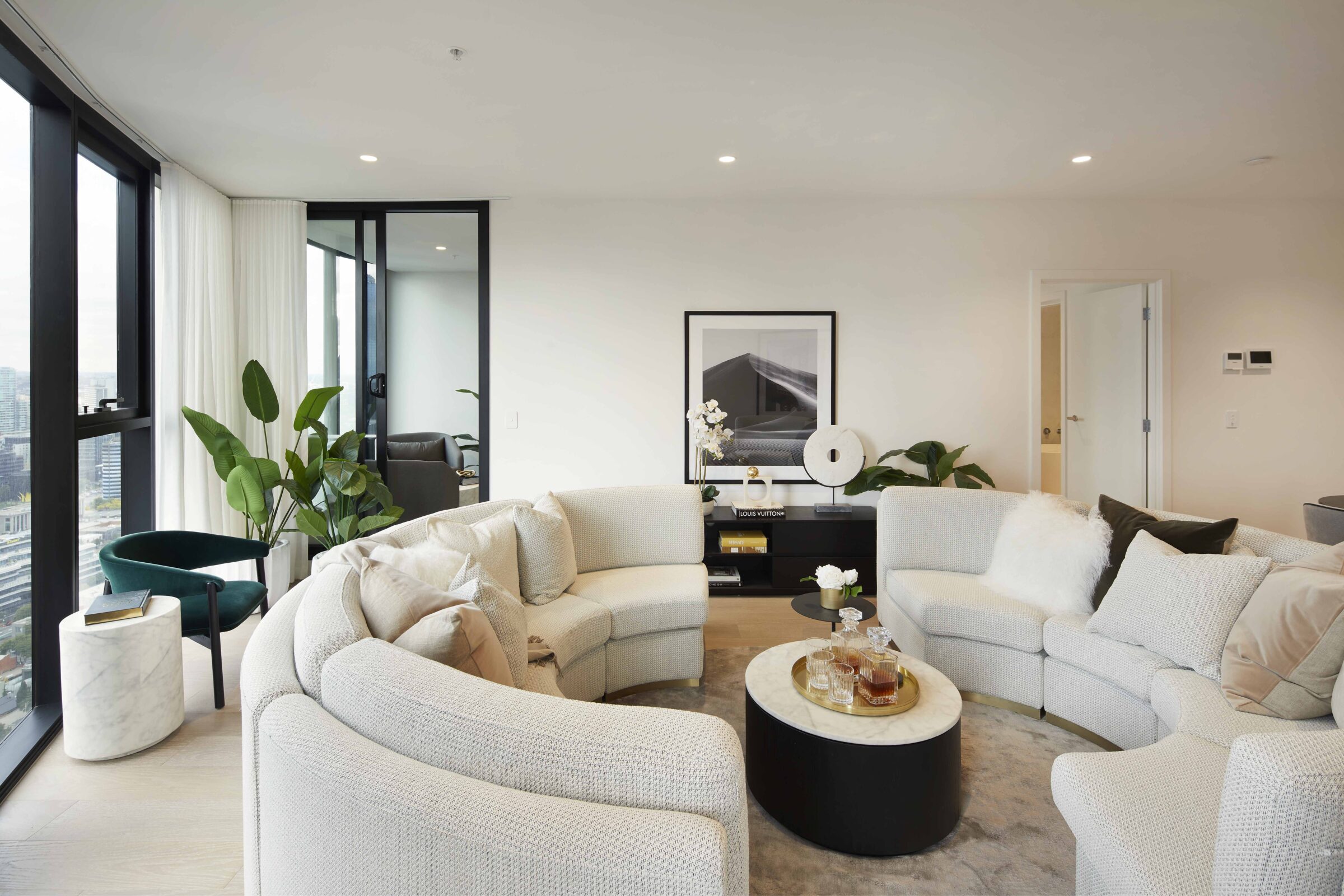 Madison Grand - Crema Constructions